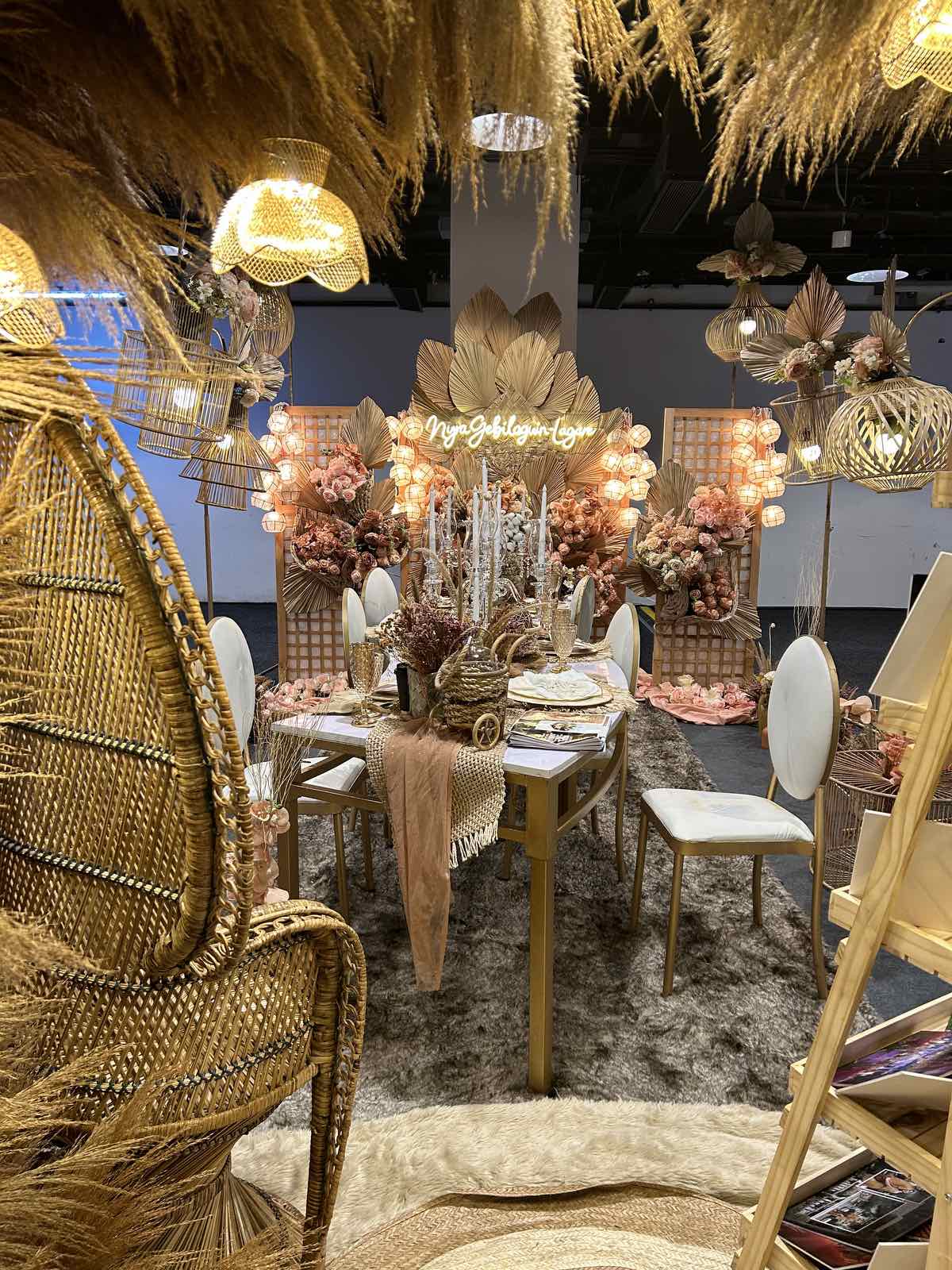 Red Carpet Rolled Out For Marriott Moments A-Fair 2024 Couples - Inspirations PH