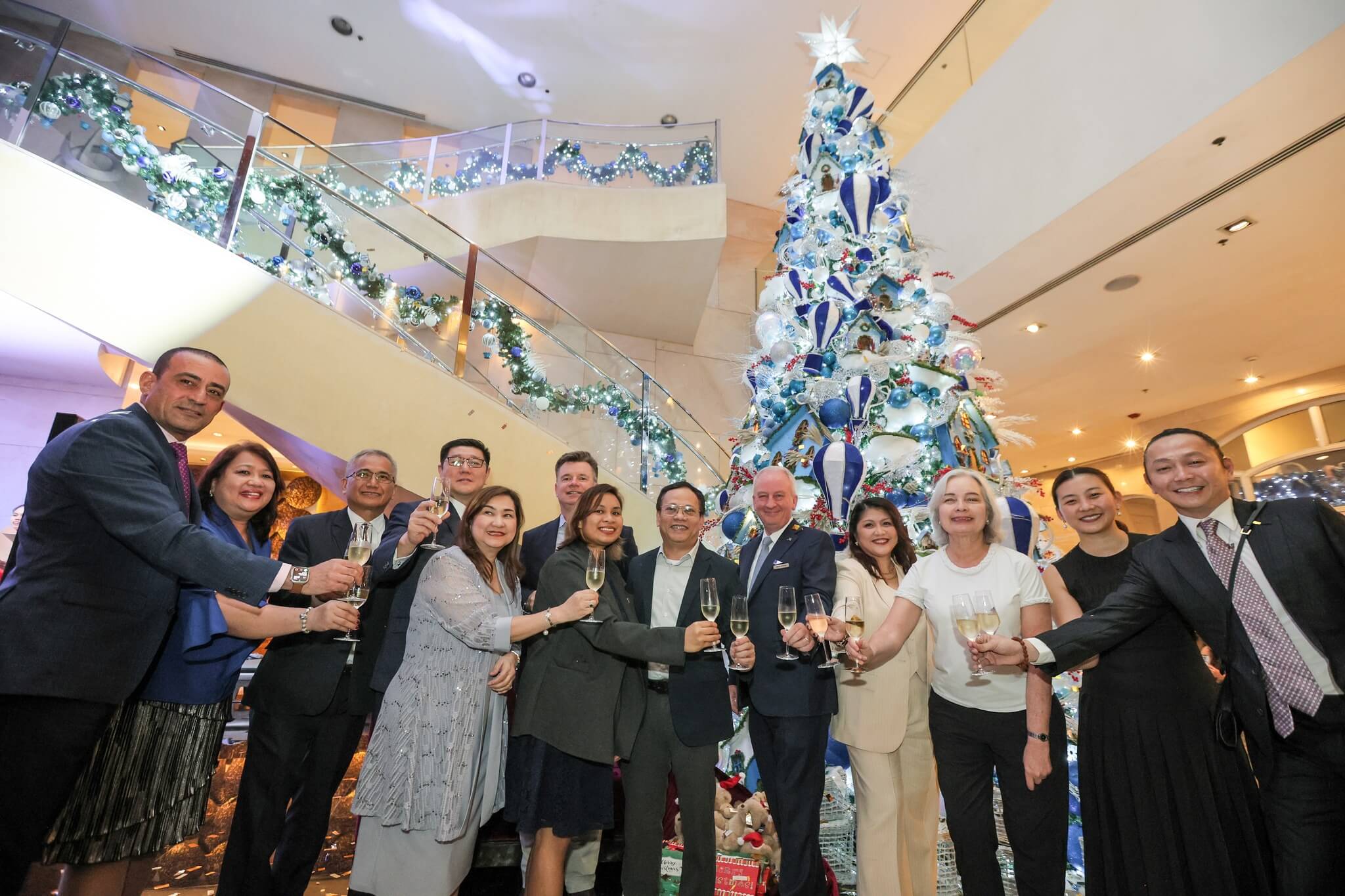 Paskonstelasyon 2024: Marriott Manila’s Dazzling Christmas Season ...